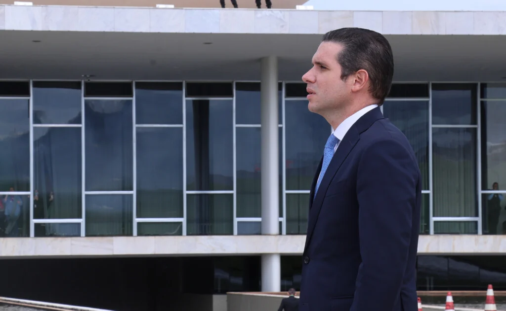 Entre Lula e Bolsonaro, Hugo Motta no 1º teste de fogo – Heron Cid